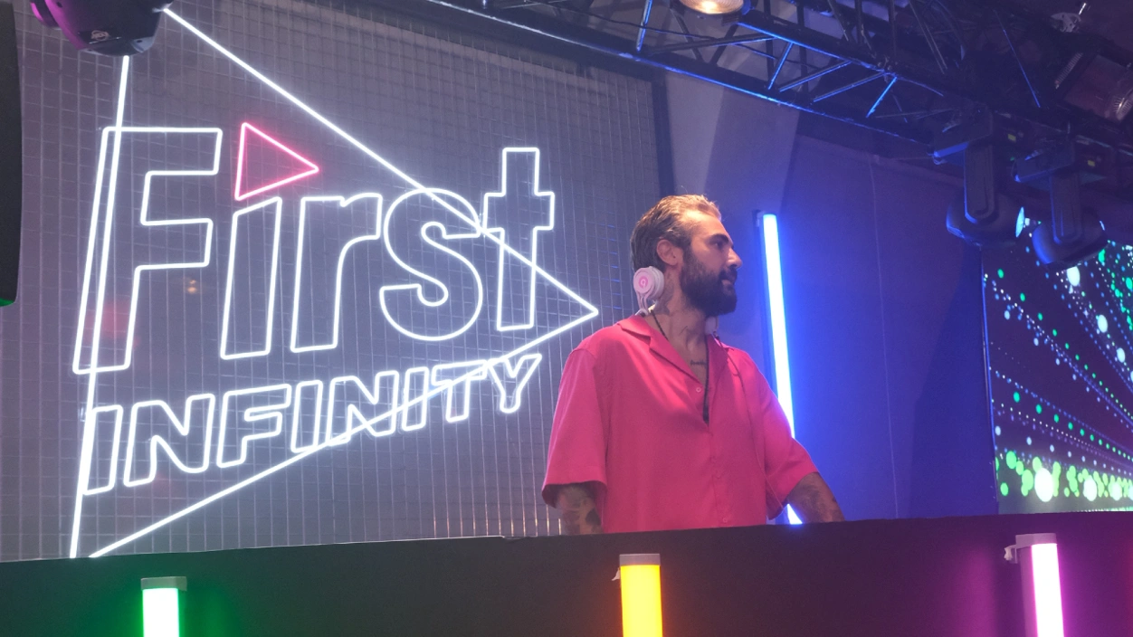 First Infinity özel bir partiyle tanıtıldı - MediaCat