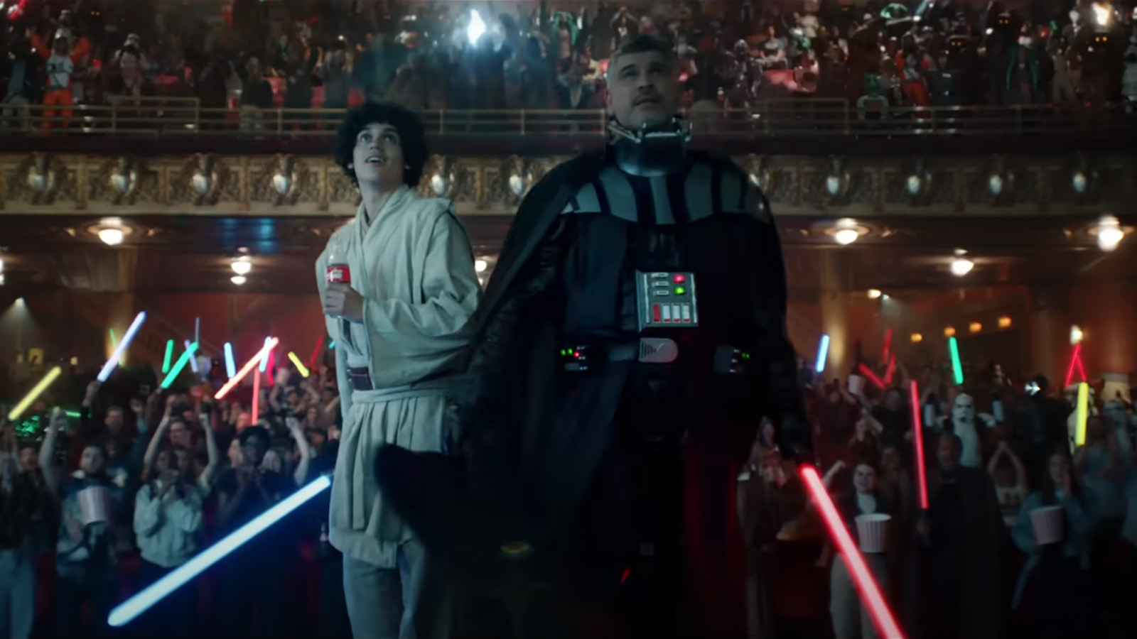 Coca Cola, Star Wars'la galaksiye açılıyor - MediaCat